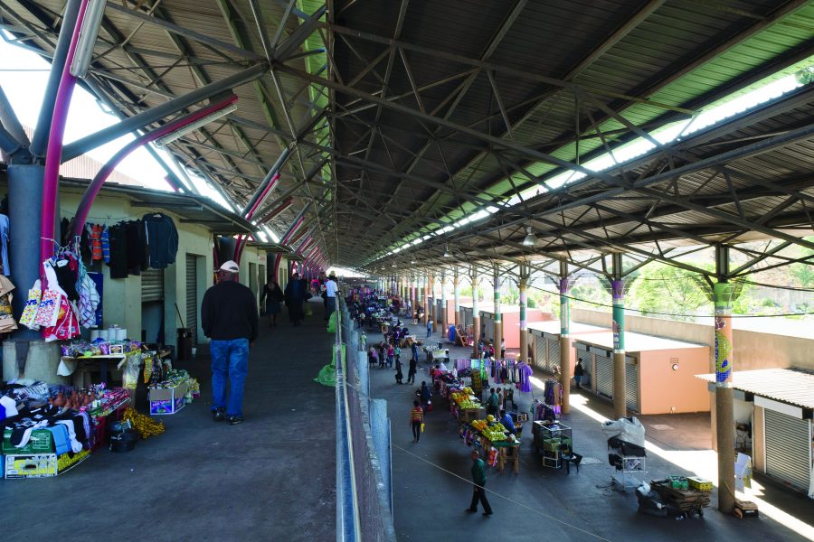 COMÉRCIO DE RUA NA WARWICK JUNCTION - The City at Eye Level