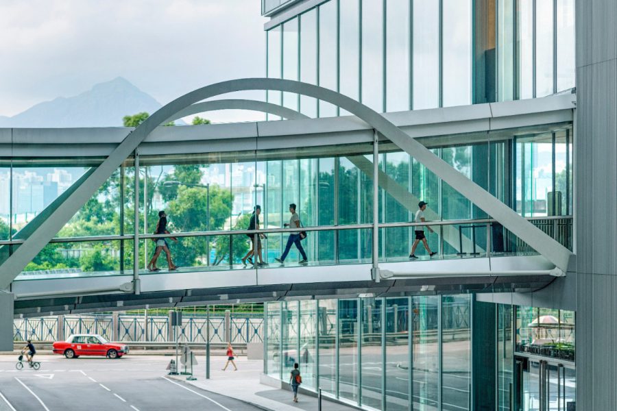 Creating new layers of public space through elevated walkways - The ...