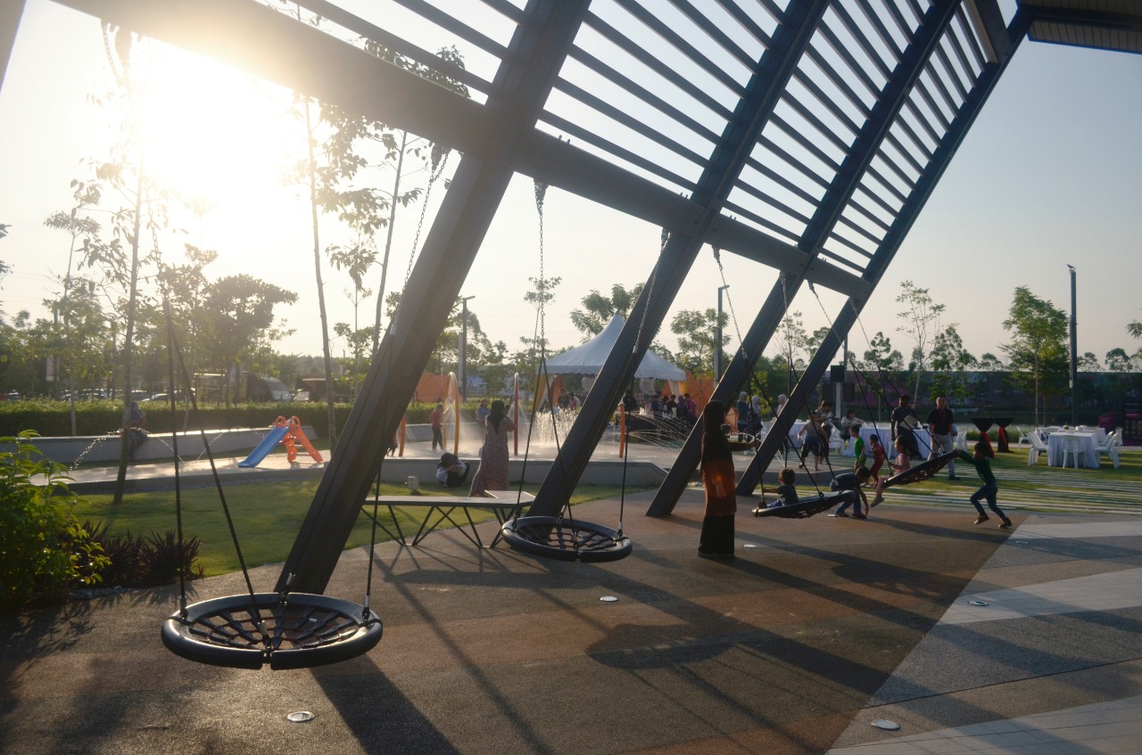 PLACEMAKING – A DEVELOPER’S PERSPECTIVE - The City at Eye Level